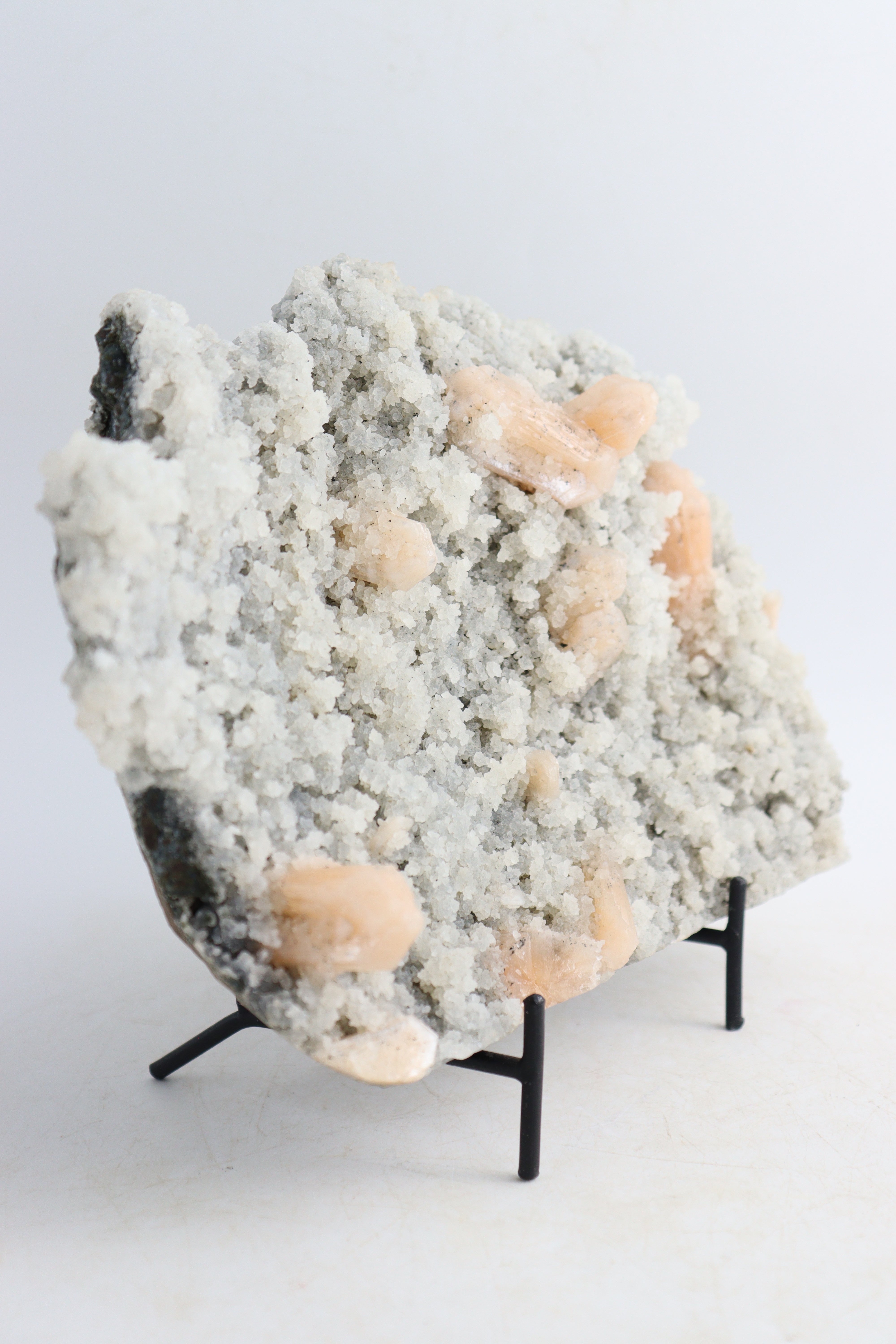 Chalcedony Cut Base | Wholesale Crystals Vendor – Mi Esperanza Minerals