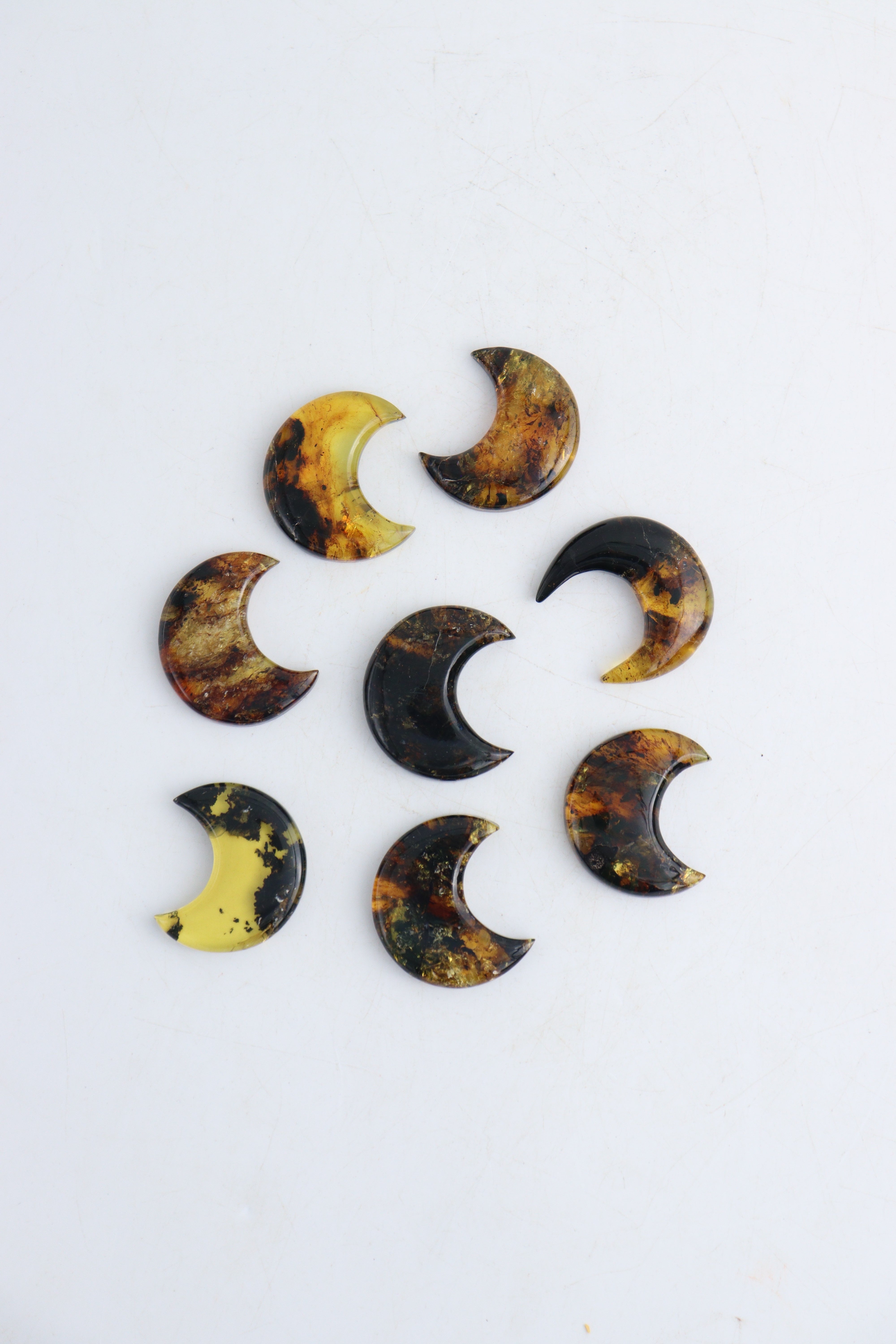 Wholesale Chiapas Amber Moons – Mi Esperanza Minerals