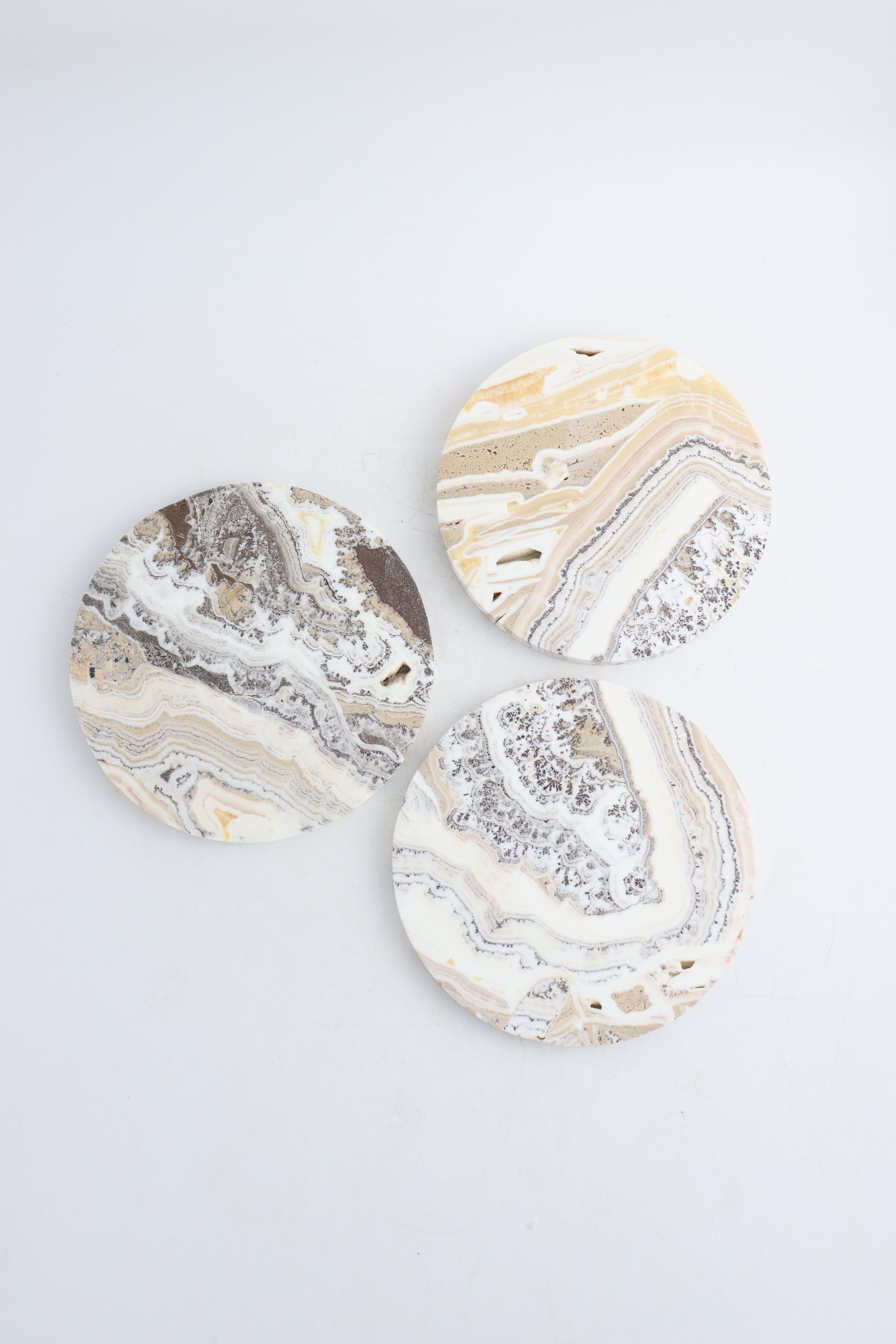 Dendrite Calcite Round Slices | Wholesale Crystals – Mi Esperanza Minerals