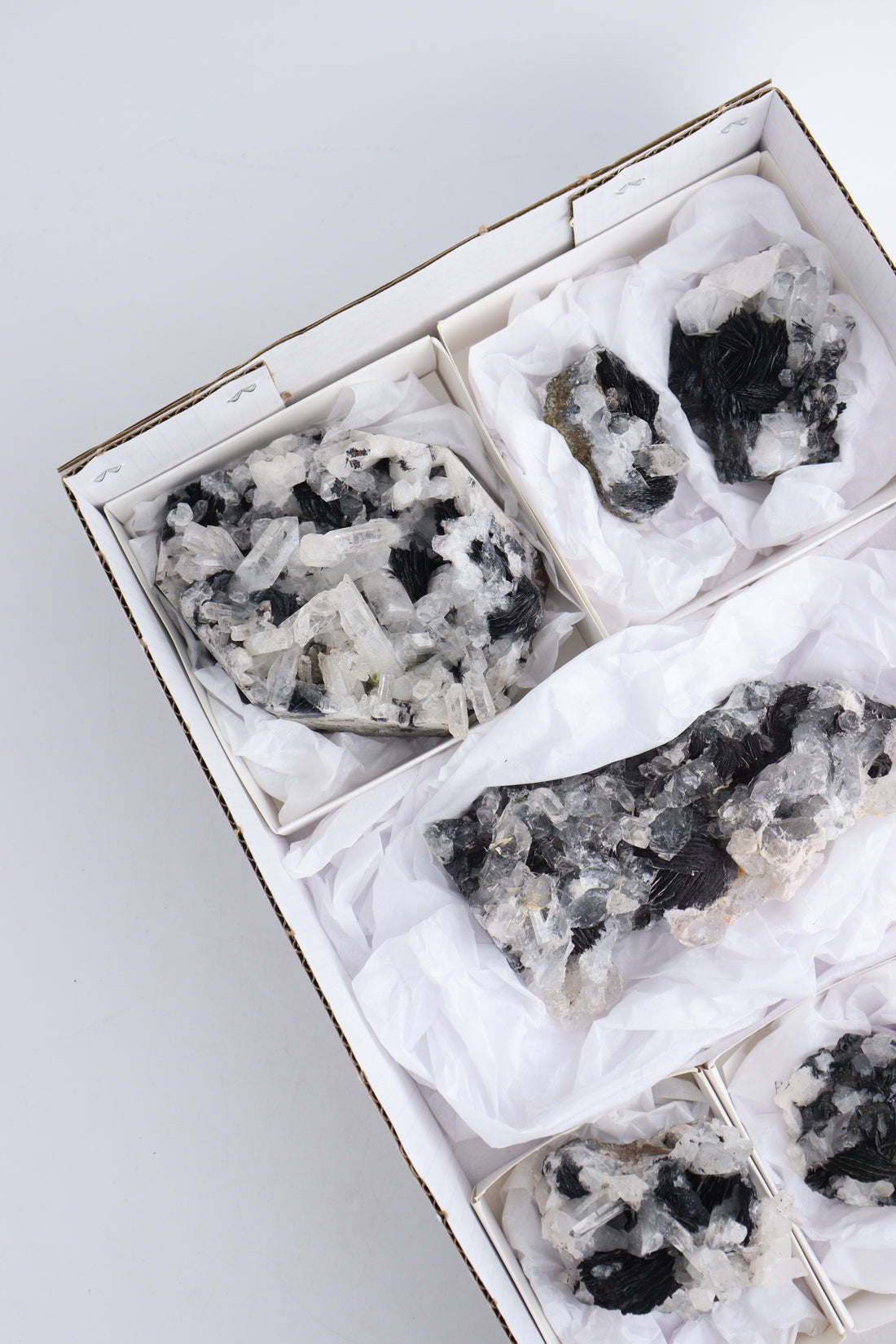 Hematite with Quartz Flat | Wholesale Crystals Vendor – Mi Esperanza ...