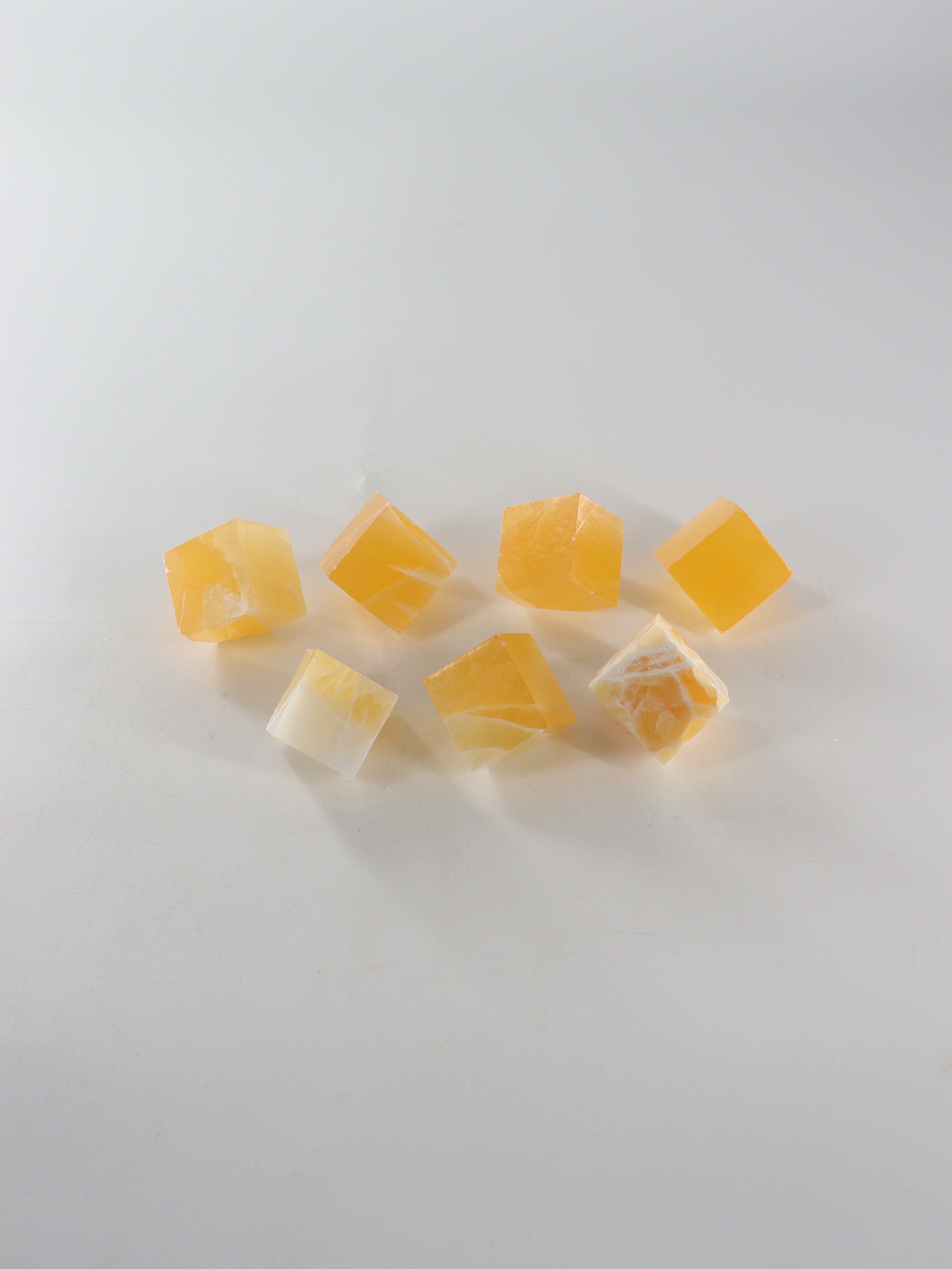 Calcite Cubes Set of 7 – Mi Esperanza Minerals