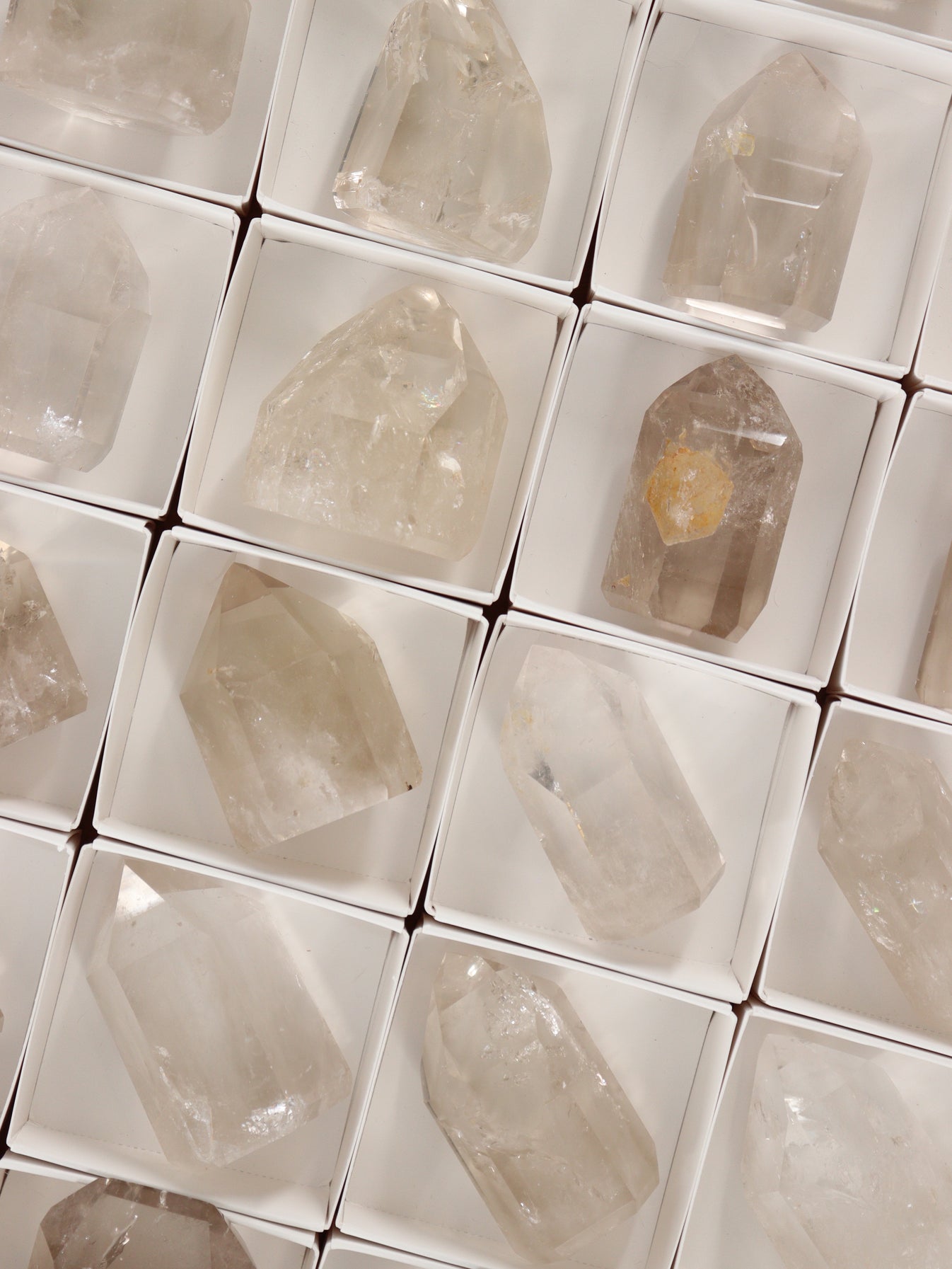 Quartz Towers Flat | Wholesale Crystals Vendor – Mi Esperanza Minerals