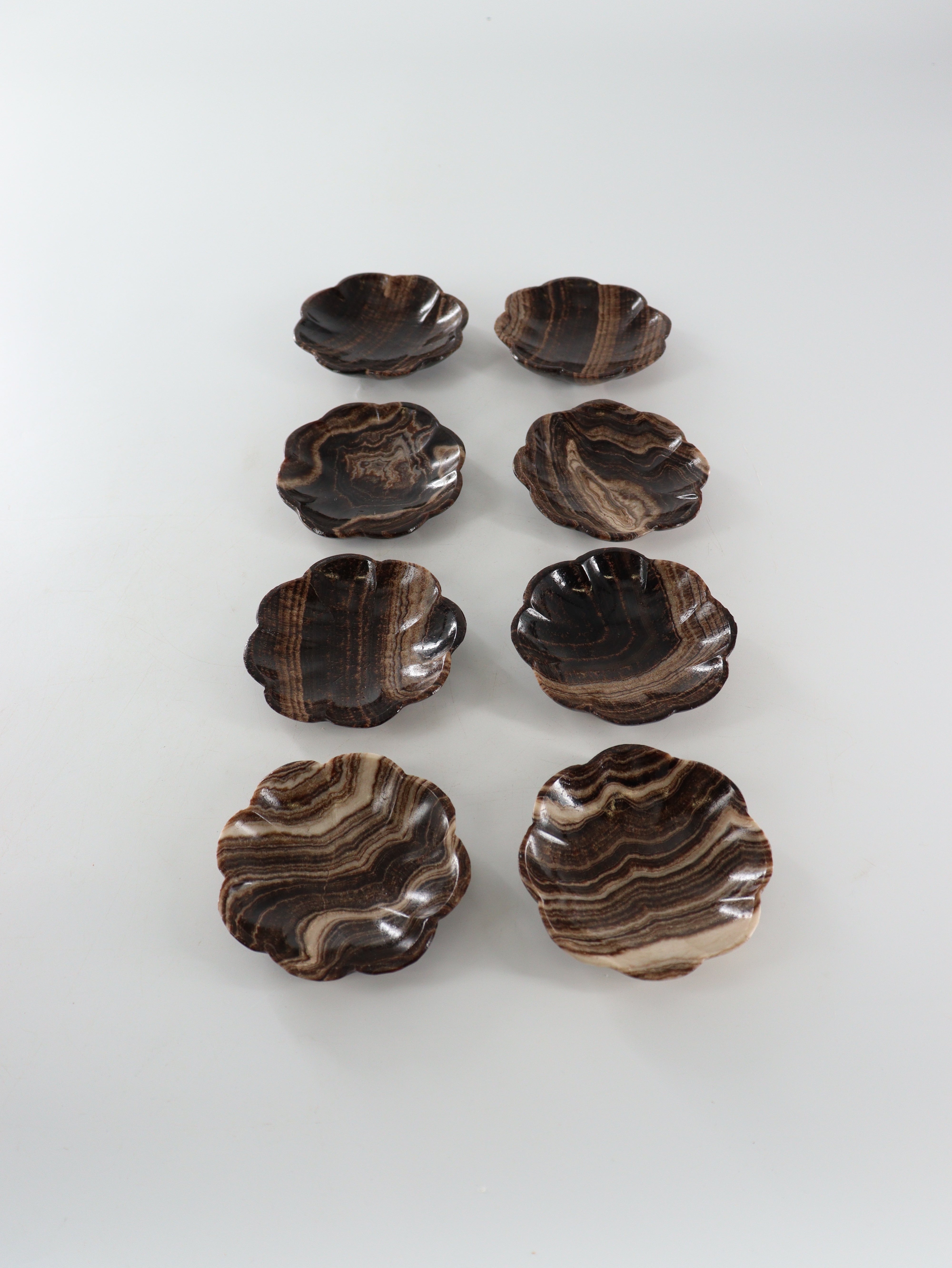 Chocolate Onyx Flower Dishes Set of 8 – Mi Esperanza Minerals