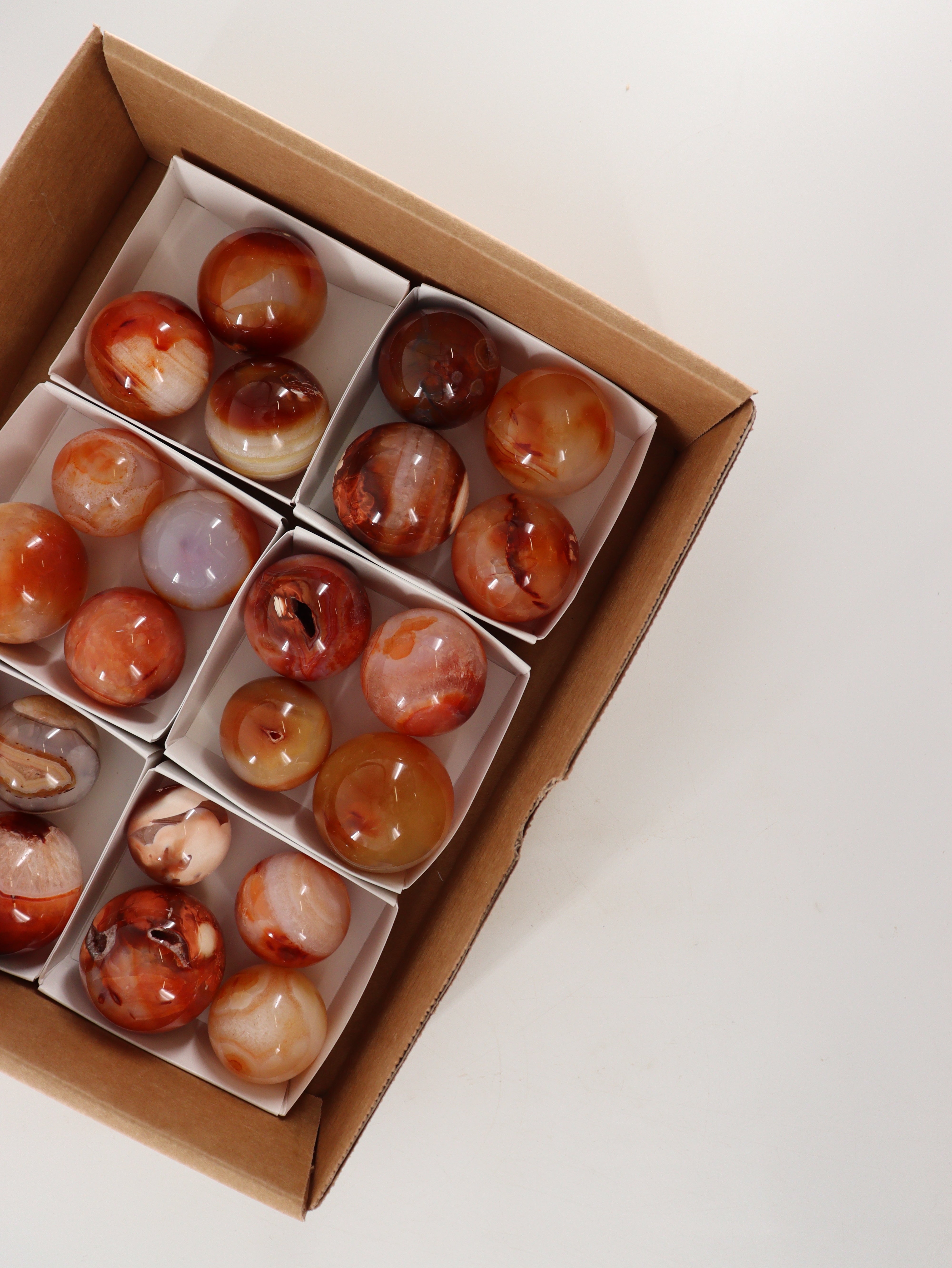 Carnelian Spheres Set of 23 – Mi Esperanza Minerals