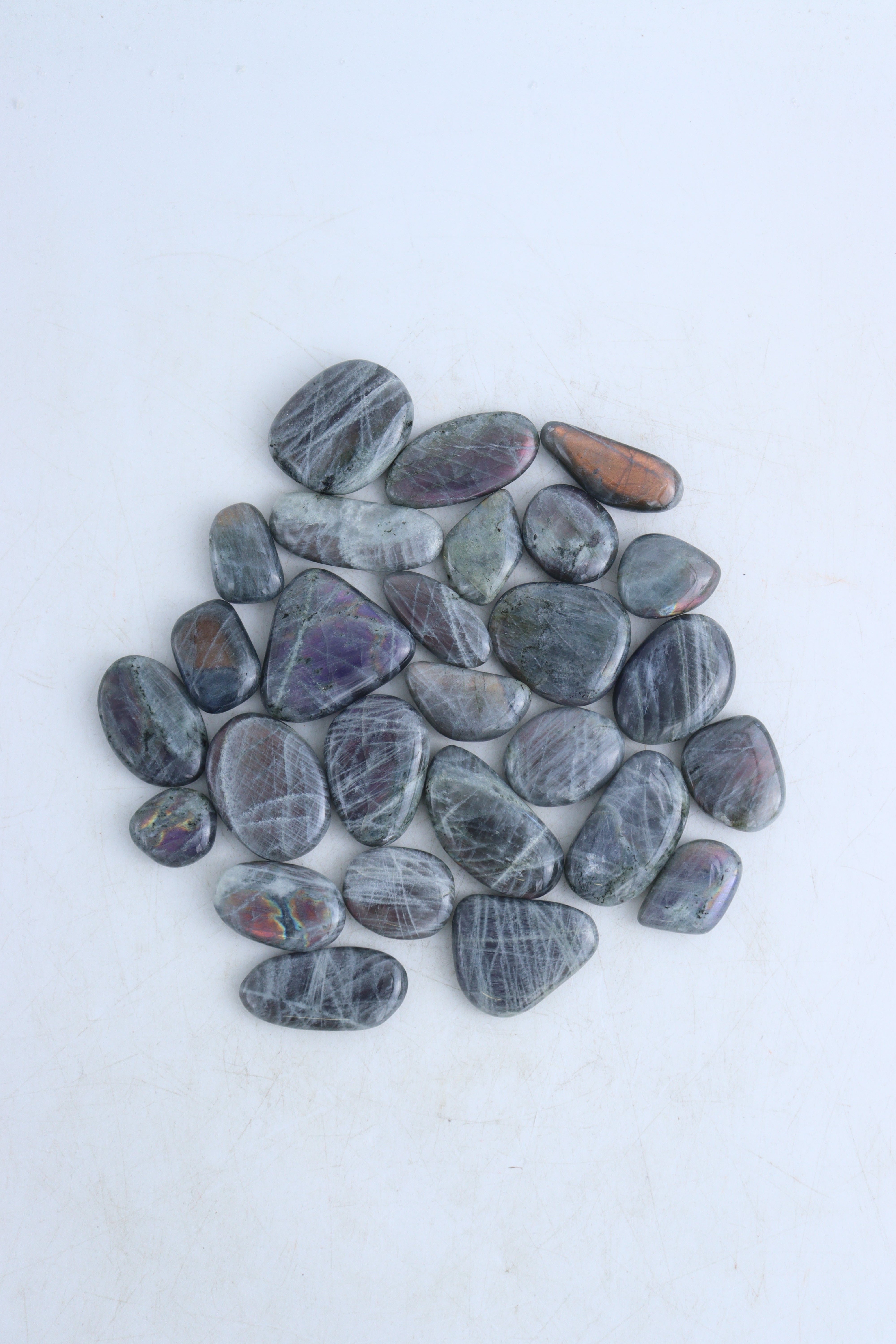 1/2kg Labradorite Purple Flat Stone | Wholesale – Mi Esperanza Minerals