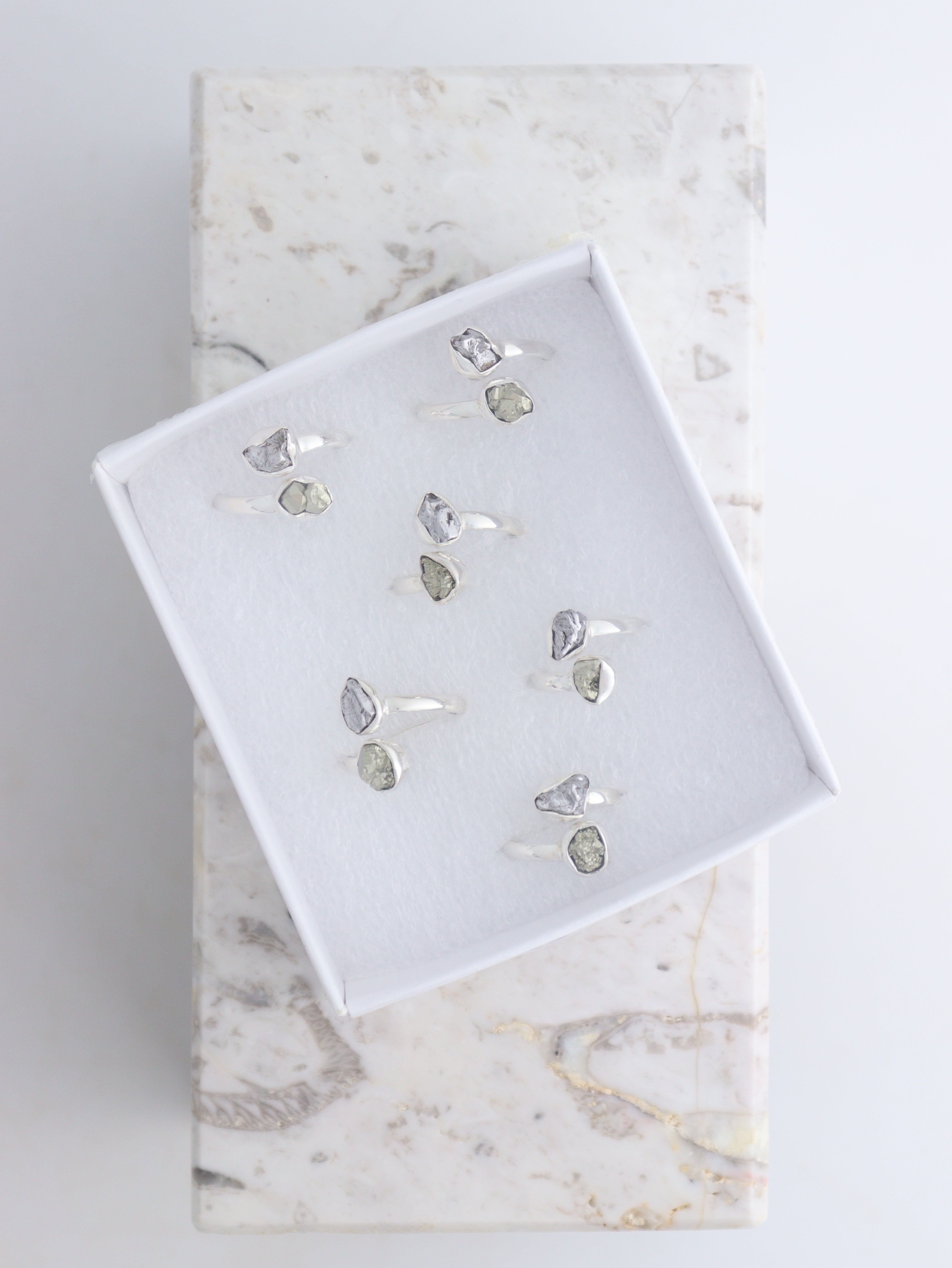 Meteorite and Pyrite Adjustable Rings Box of 6 – Mi Esperanza Minerals