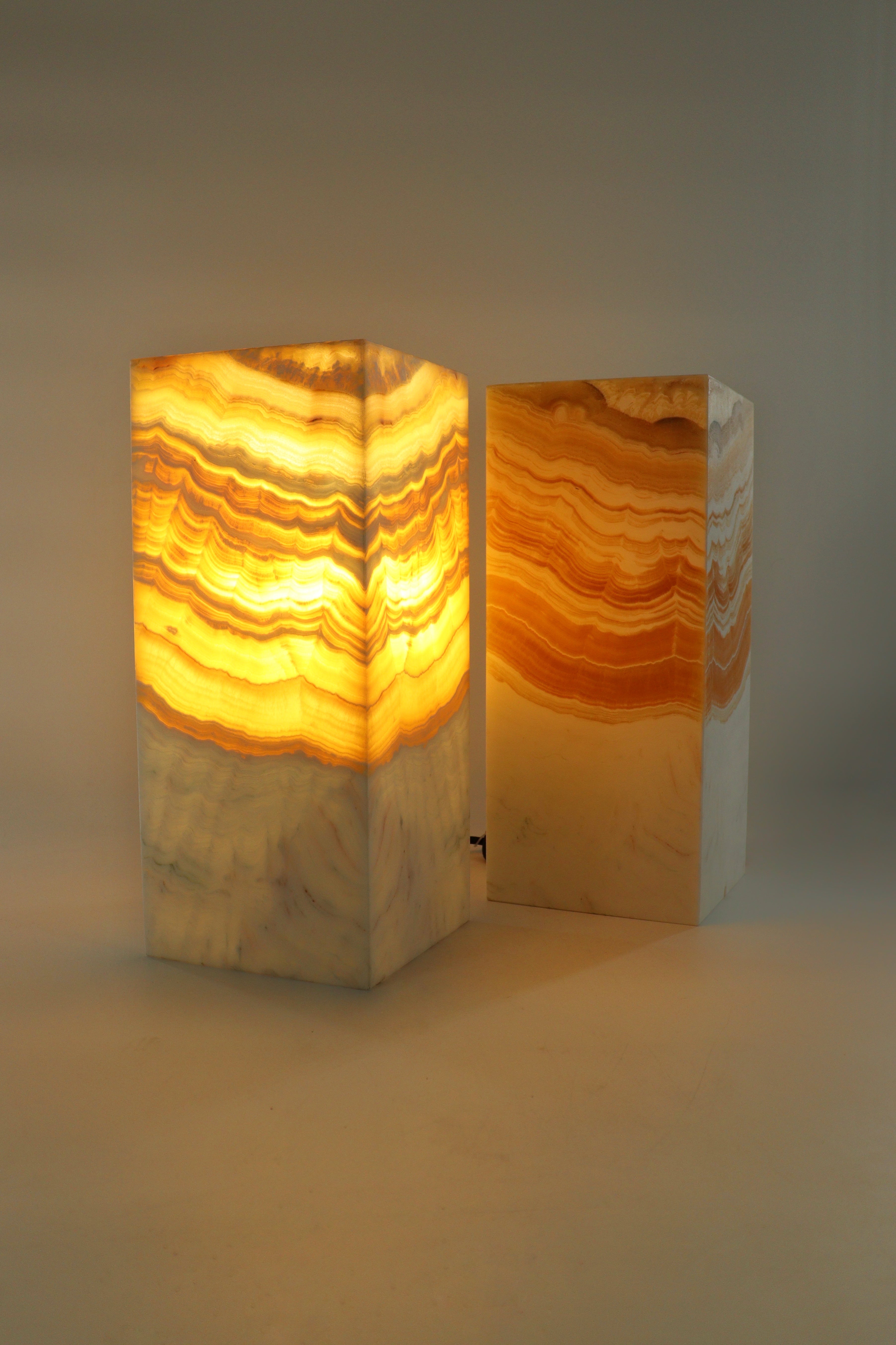 Onyx Lamp Pair | Wholesale Crystals Vendor – Mi Esperanza Minerals