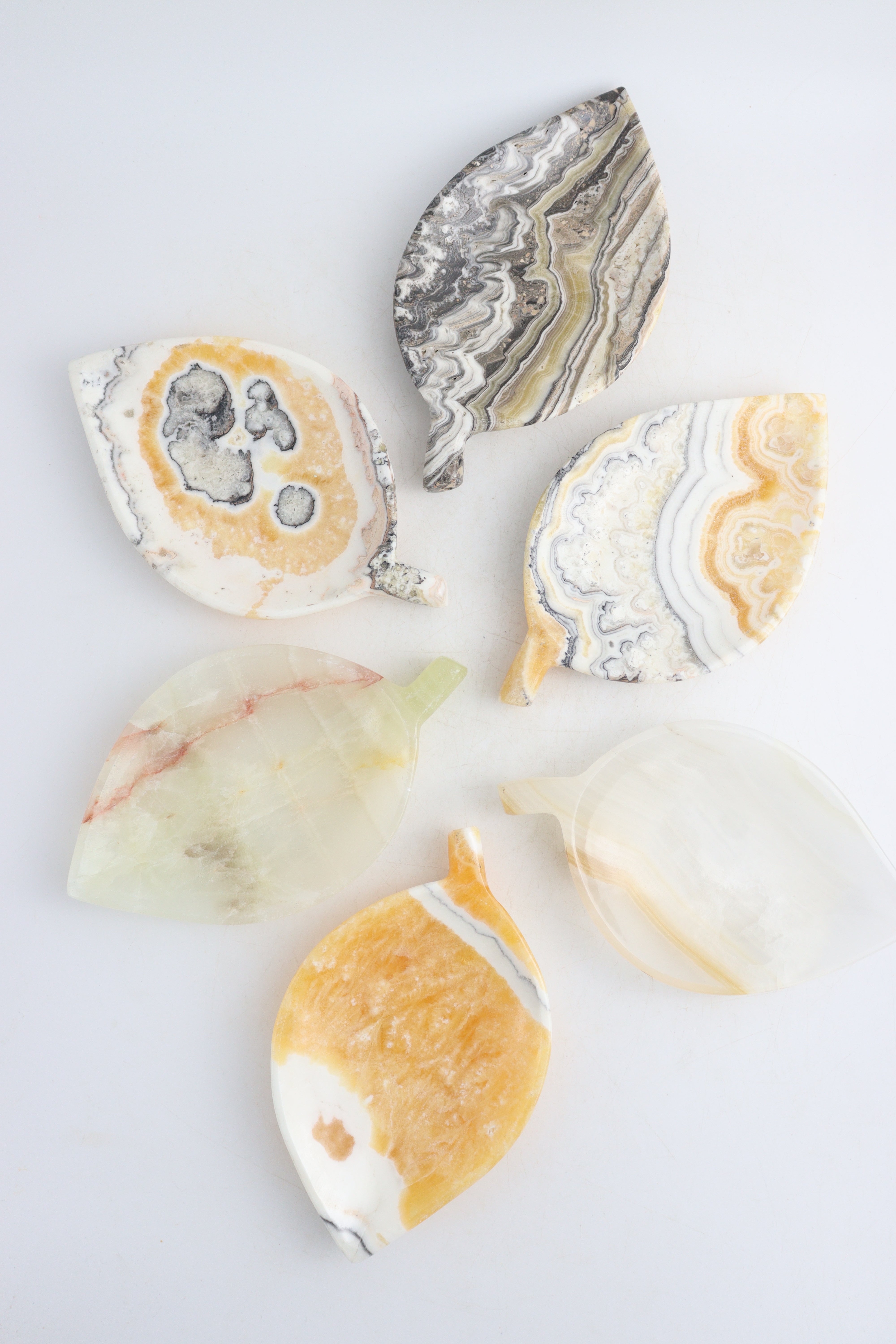 Onyx Leaf Plates | Wholesale Crystals Vendor – Mi Esperanza Minerals