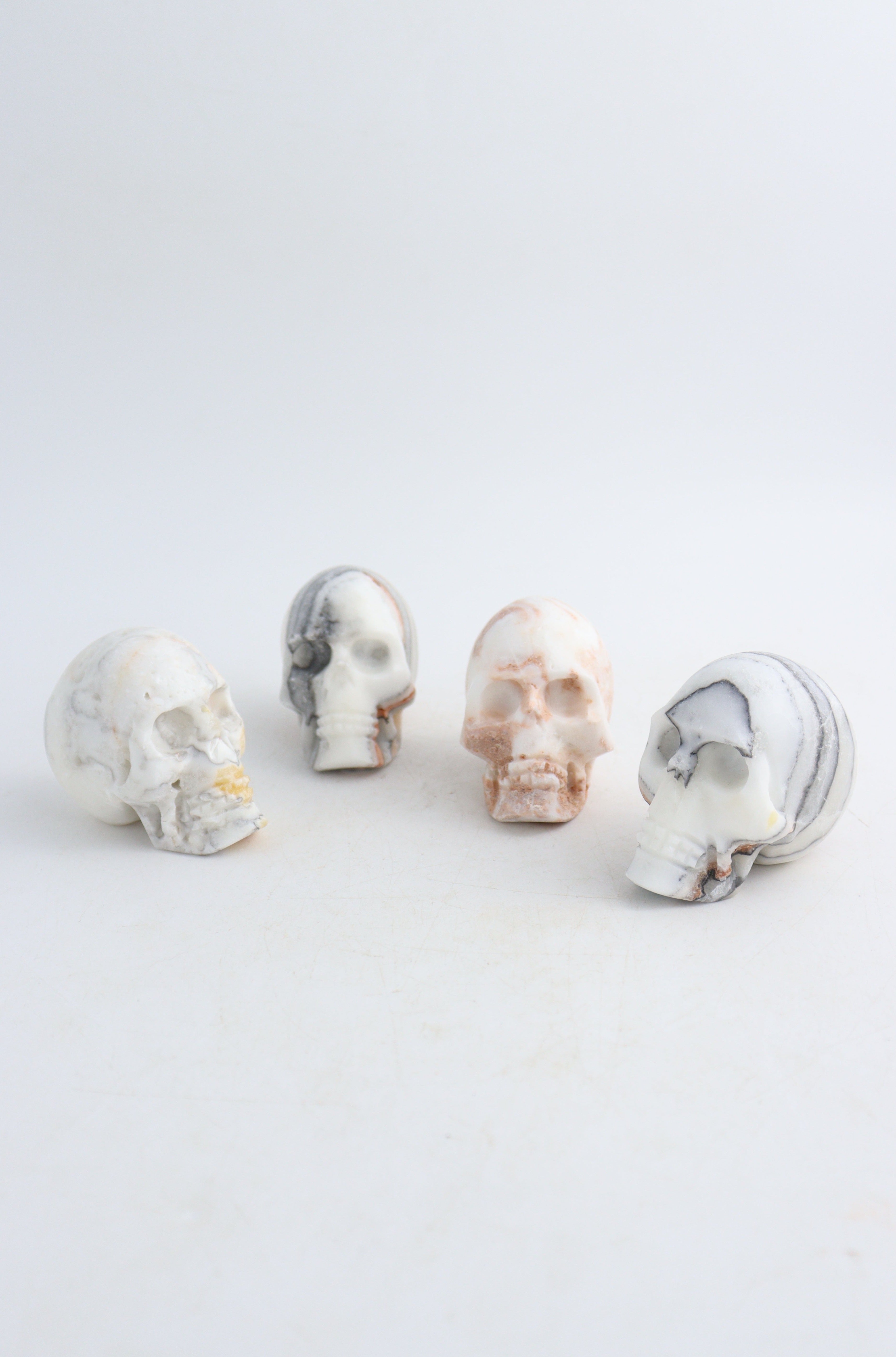 Onyx Small Skulls – Mi Esperanza Minerals