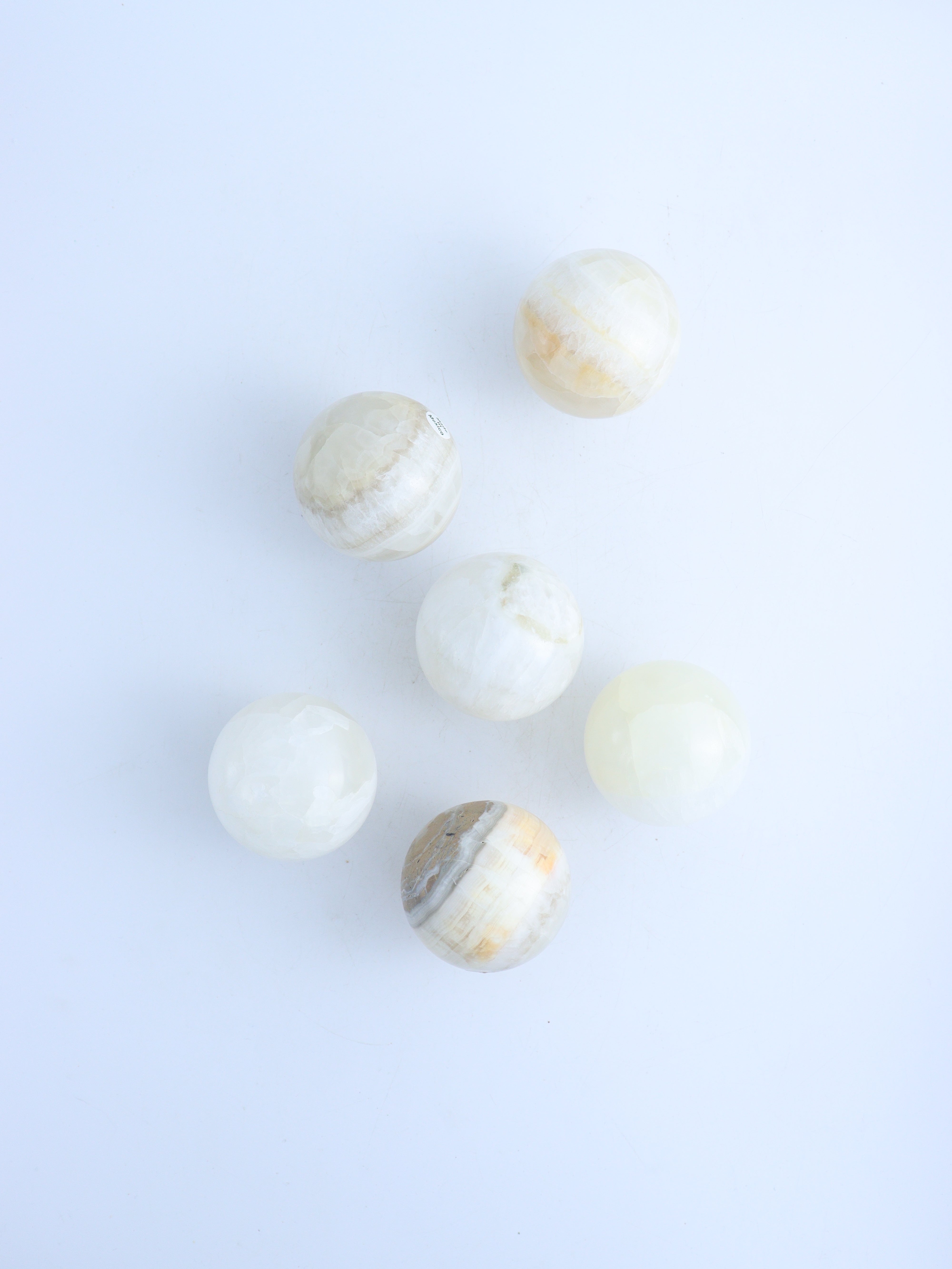Onyx Spheres Set of 6 | Wholesale Crystals Vendor – Mi Esperanza Minerals