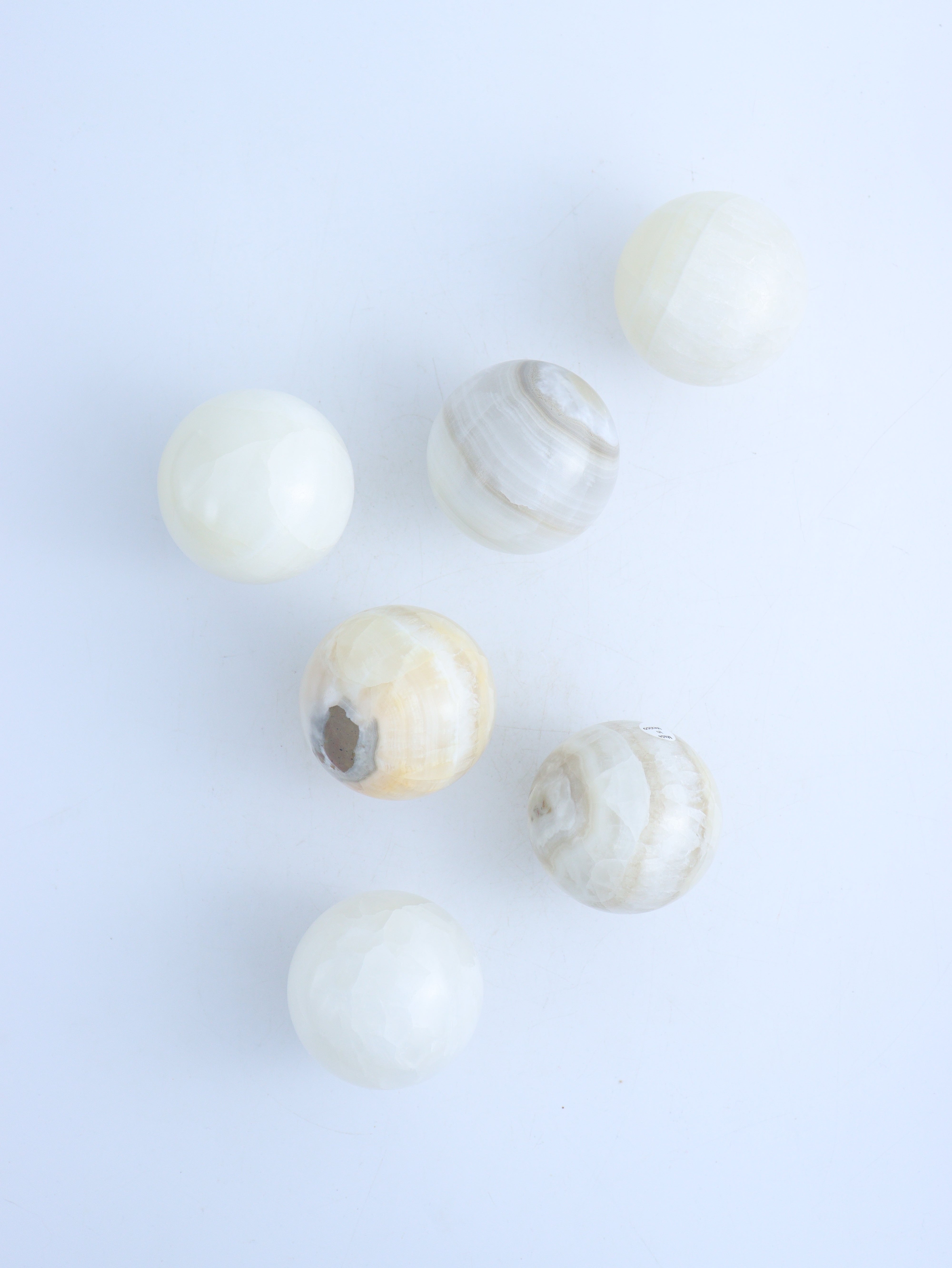 Onyx Spheres (set of 6) | Wholesale Crystals Vendor – Mi Esperanza Minerals