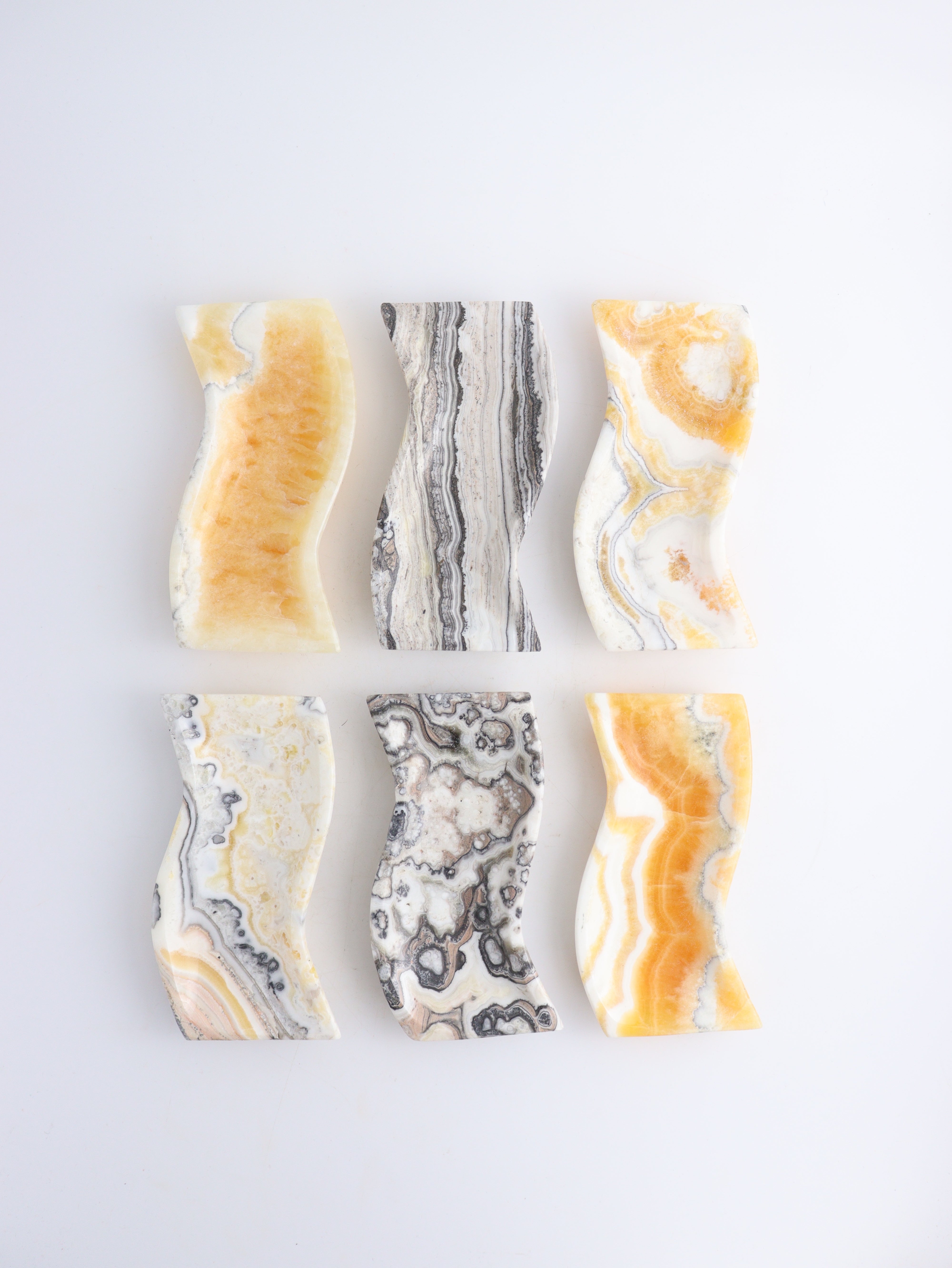 Onyx Wavy Plates | Wholesale Crystals Vendor – Mi Esperanza Minerals