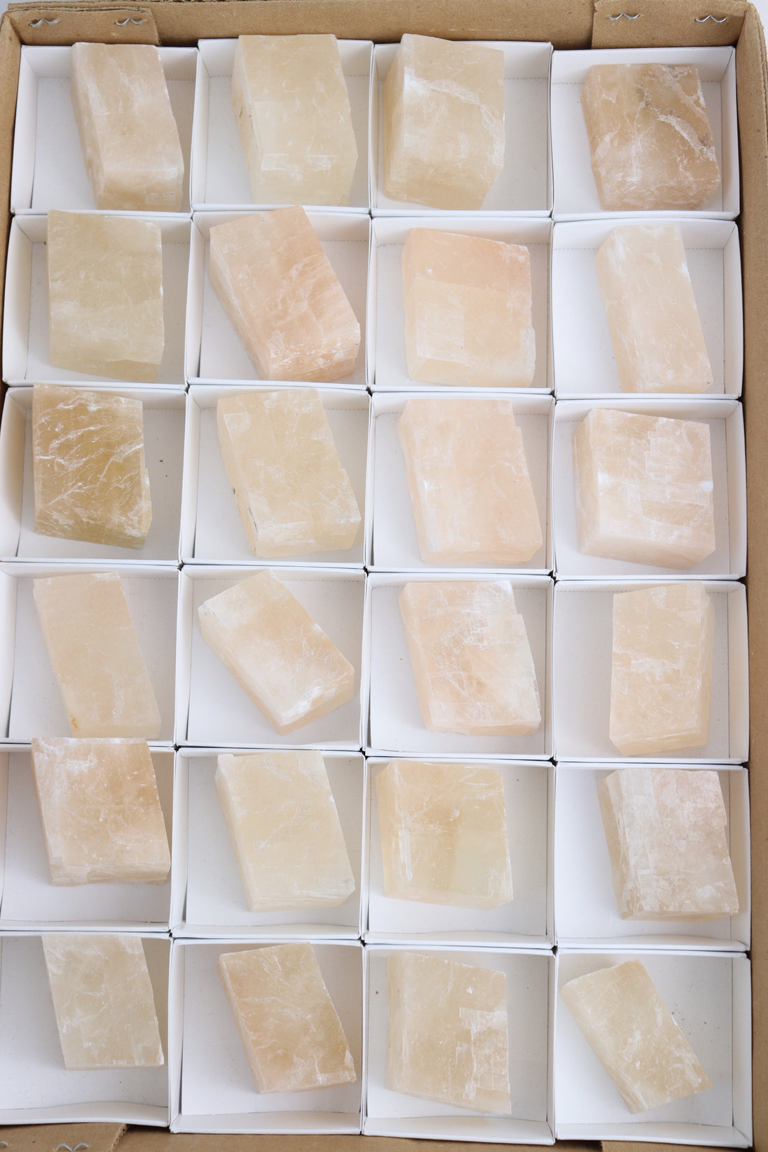 Optical Calcite Flats | Wholesale Crystals Vendor – Mi Esperanza Minerals