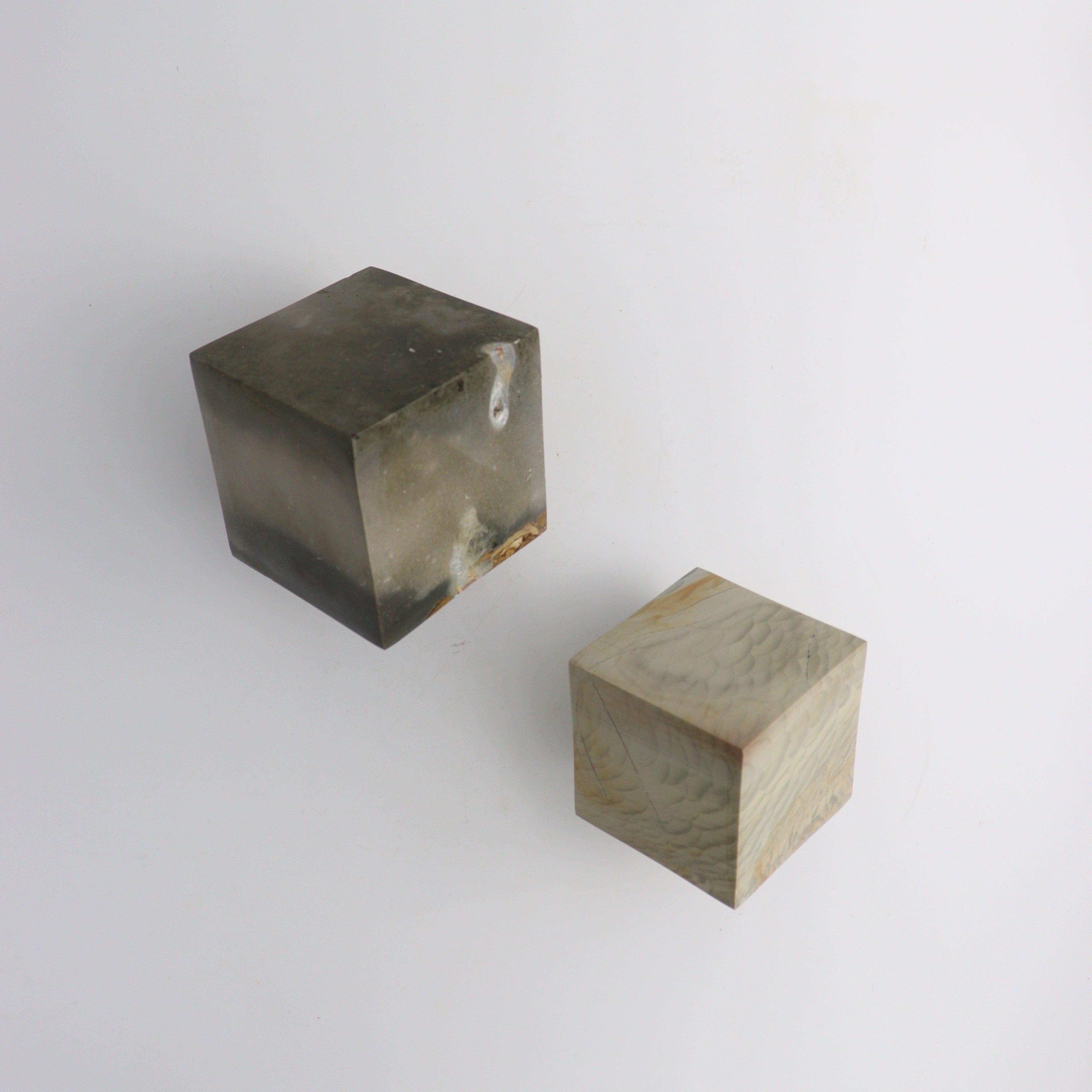 Polychrome Jasper Standing Cubes Set of 2 | Wholesale – Mi Esperanza ...