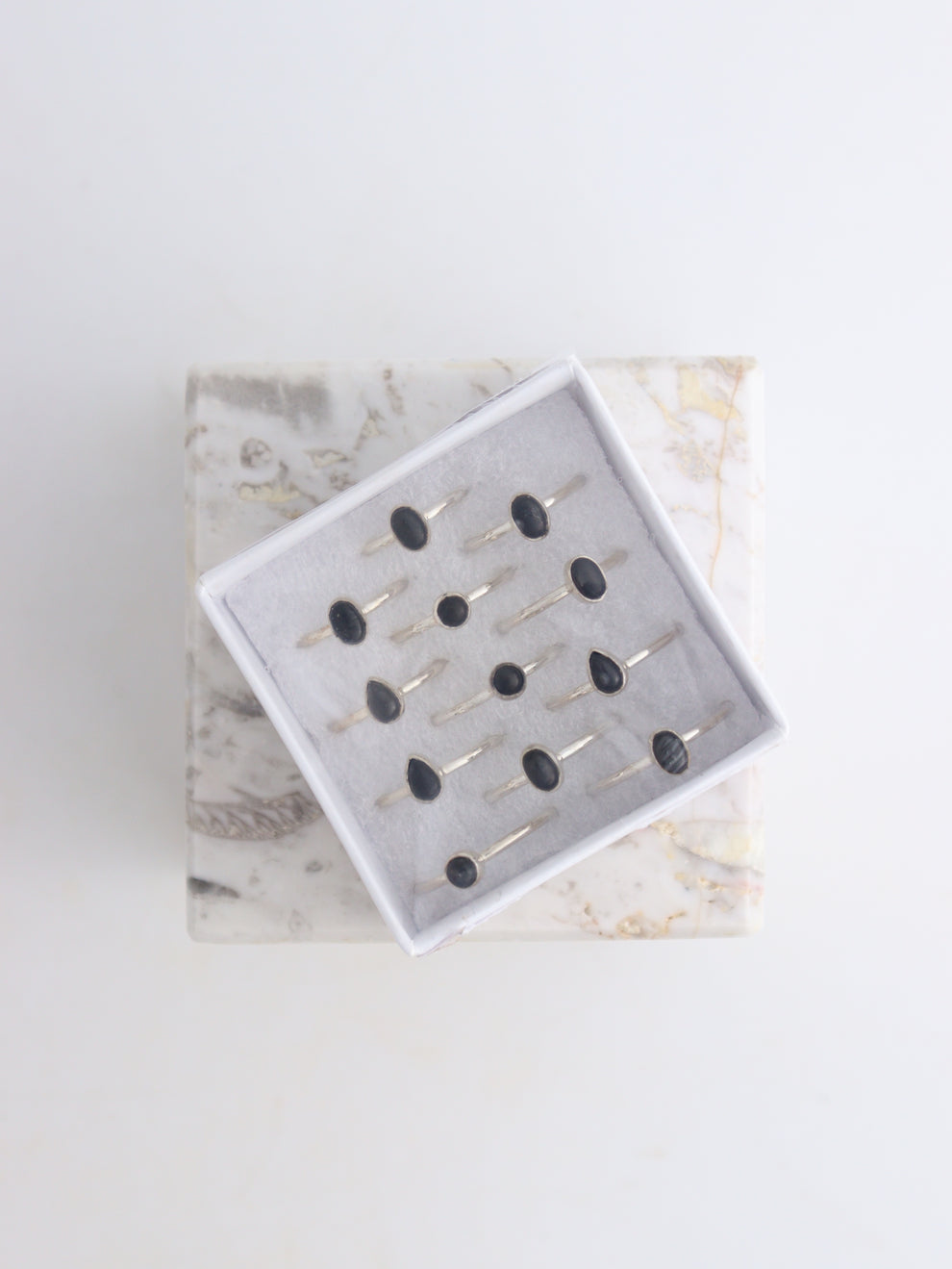 Shungite Rings Box of 12 | Wholesale Crystals Vendor – Mi Esperanza ...