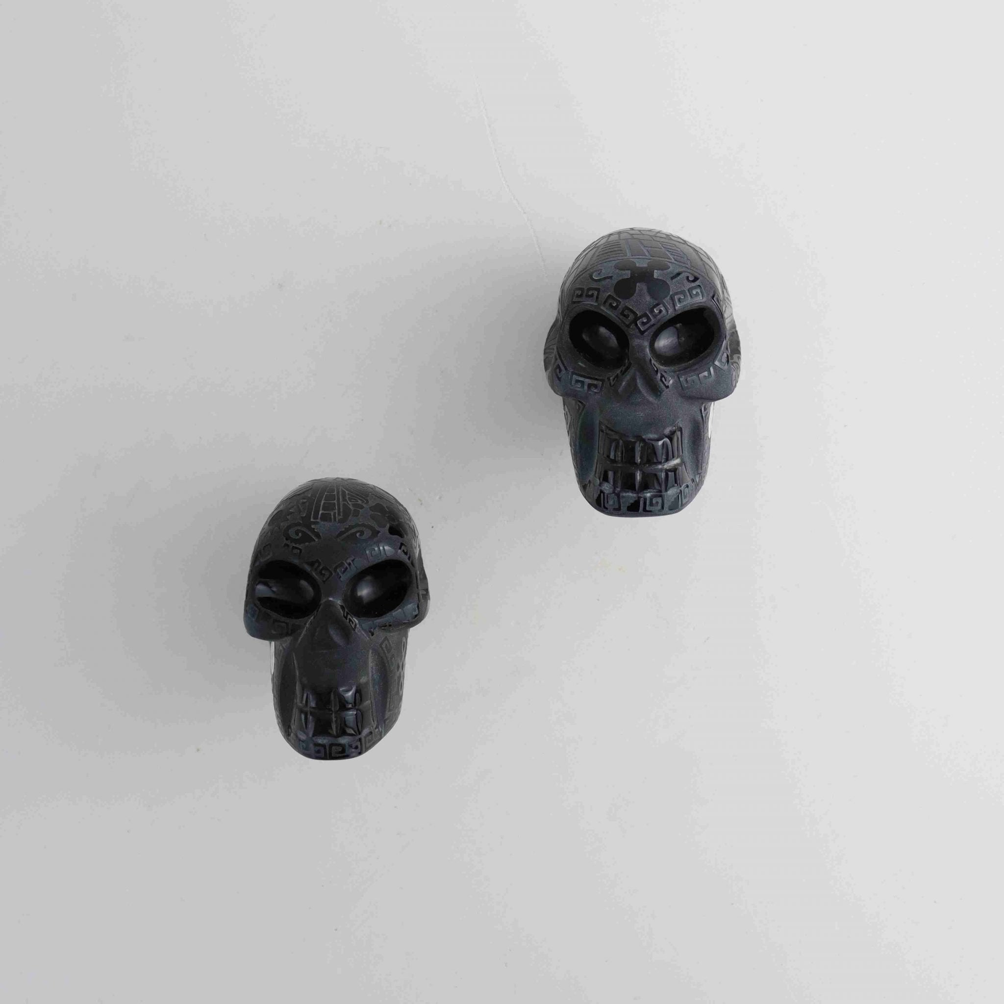 Engraved Obsidian Skull Set c | Wholesale Crystals – Mi Esperanza Minerals